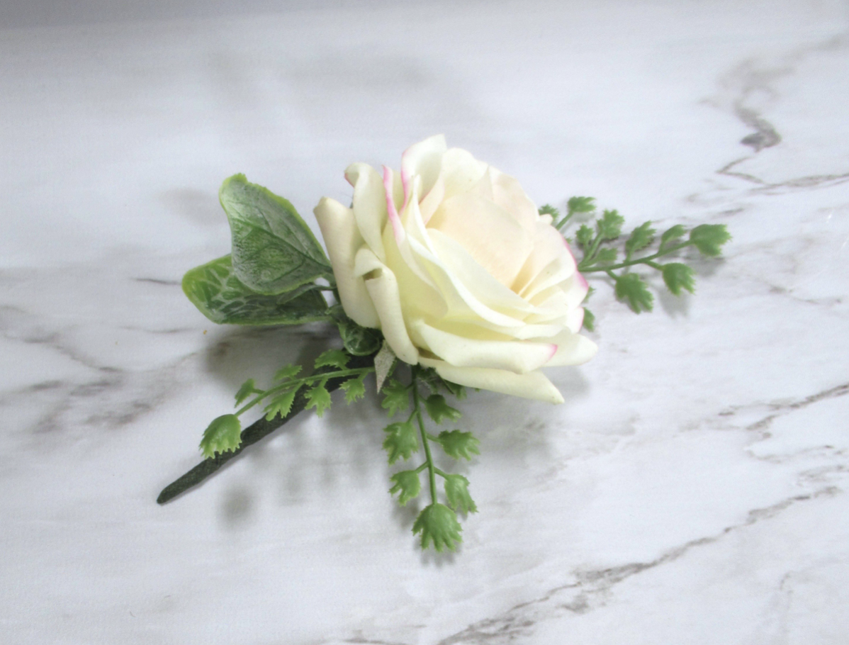Silk Buttonholes | Buttonaires For Weddings | The Floral Touch UK
