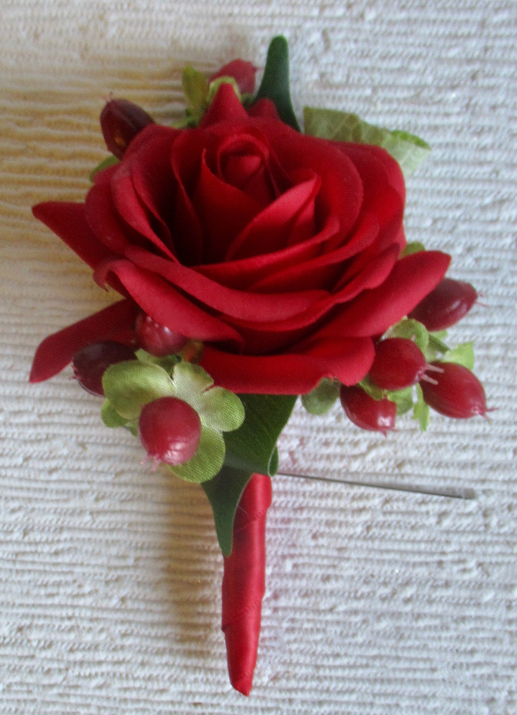 Silk Buttonholes | Buttonaires For Weddings | The Floral Touch UK